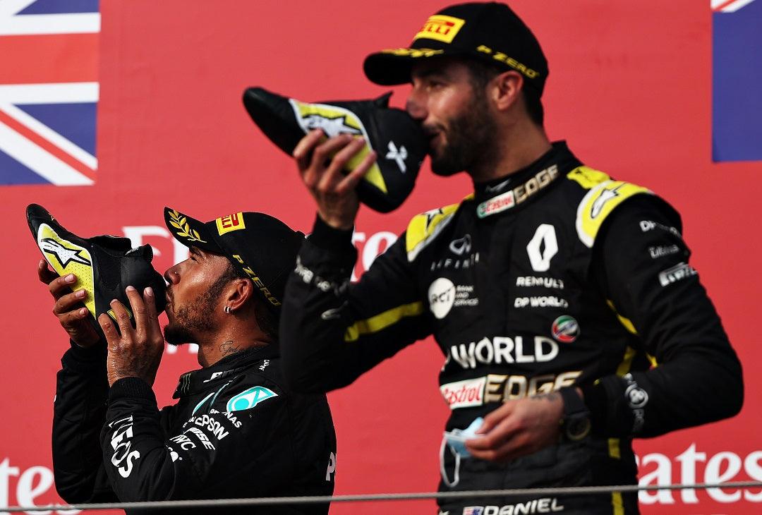 Daniel Ricciardo Kräfte nach F1 Podium in Imola, Italien | Alpinestars ...